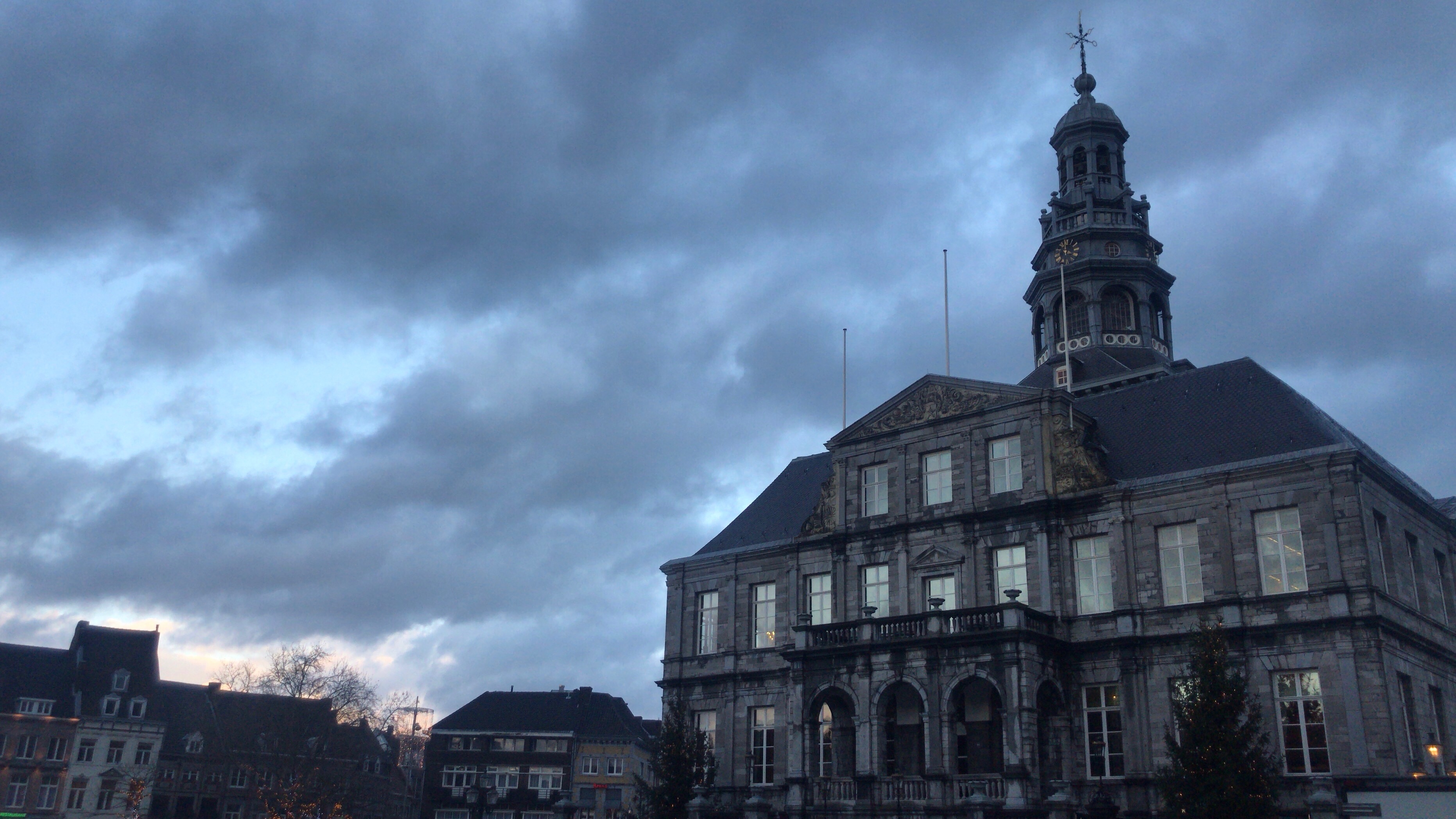 4 Reasons Why You Should Study in Maastricht, NL – Keanu Gaite
